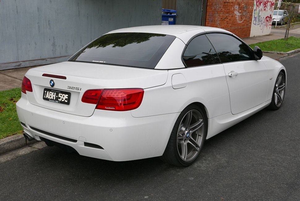 BMW 3 Series Convertible (E93, facelift 2010) 318i (143 Hp)